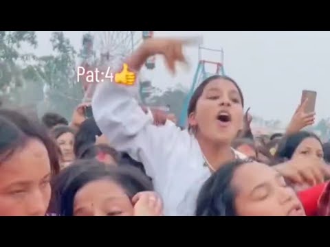 Real fans at the Nepal music concert 2023 / Fani adevăraţi la concert ...