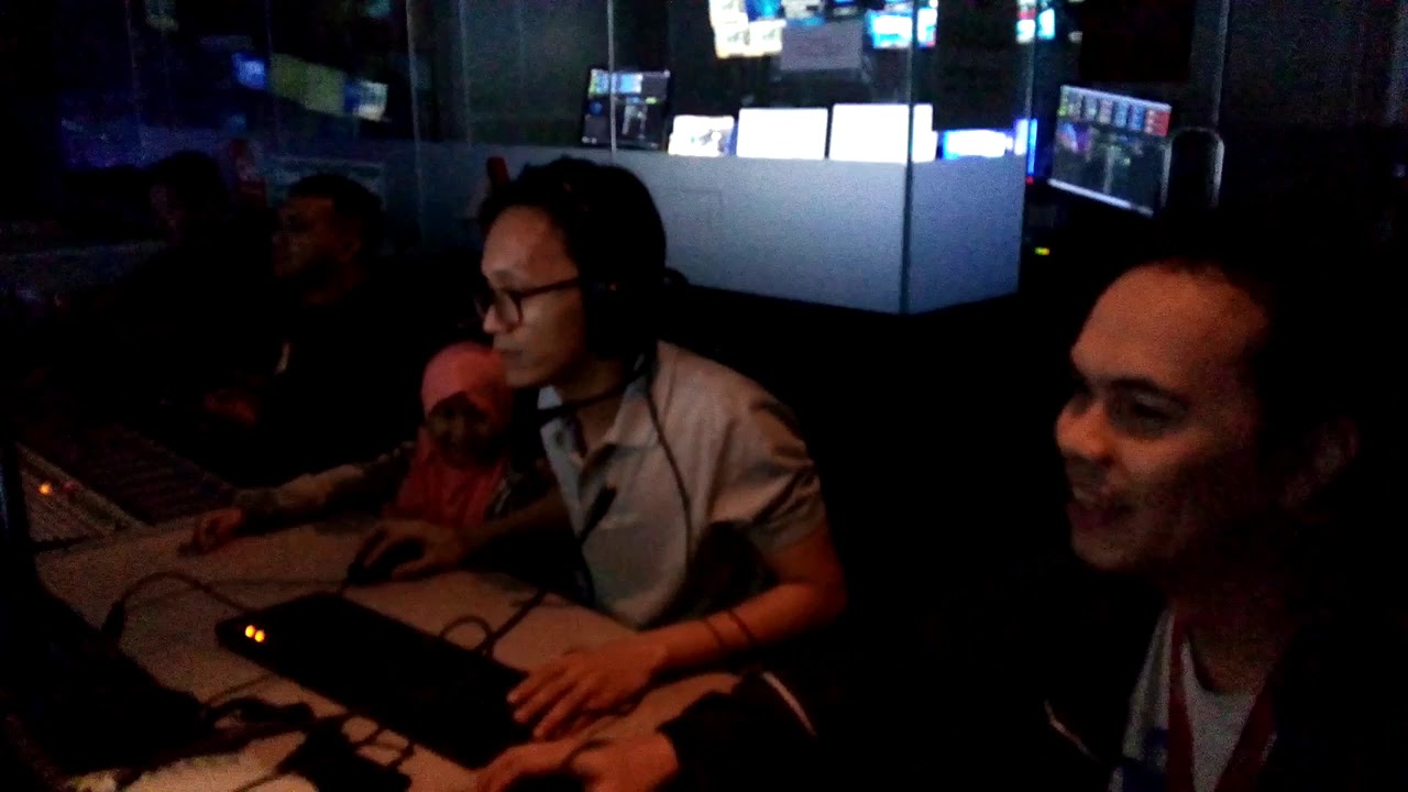 Ruang Control Room CNN indonesia - YouTube