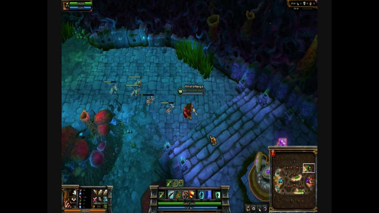 League of Legends 100% crit build - YouTube