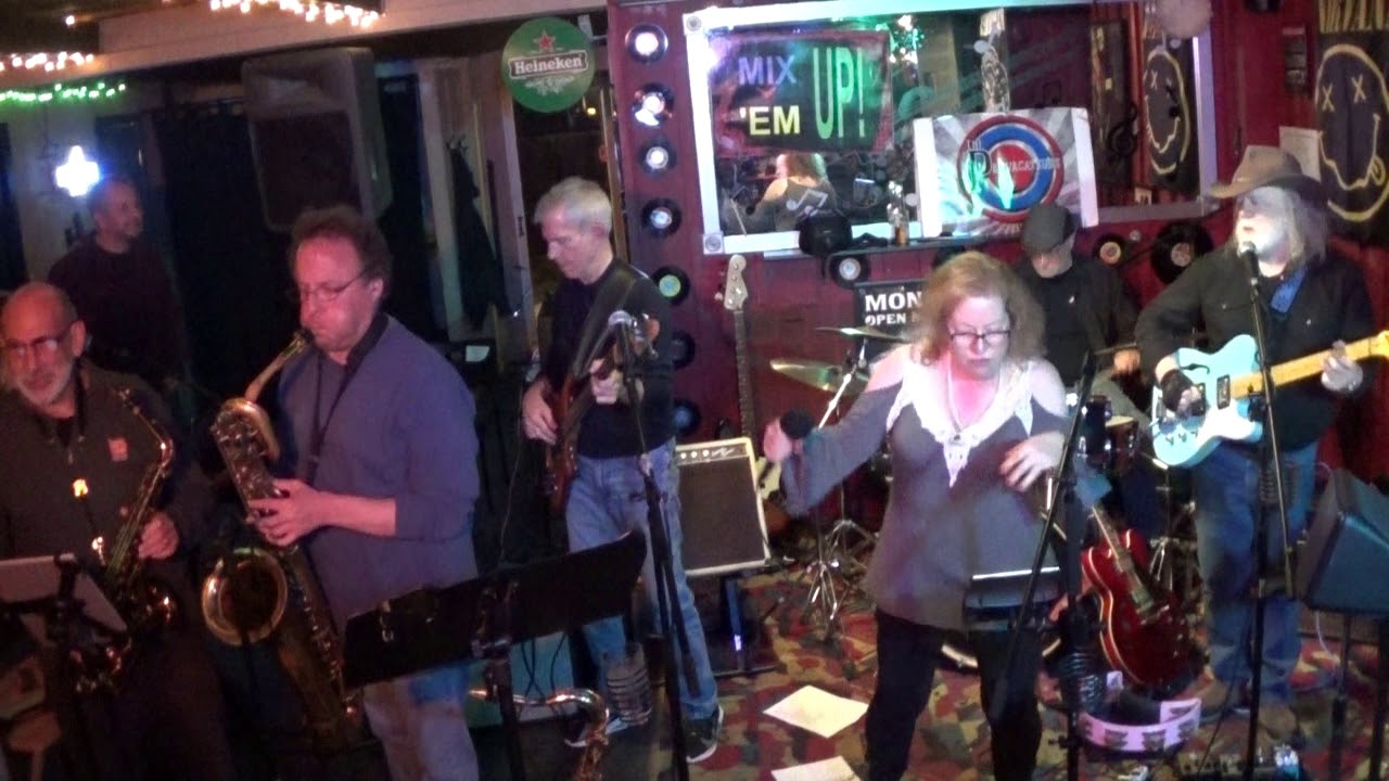The "Mix 'Em Up" band - Cover of "Going Down" - YouTube