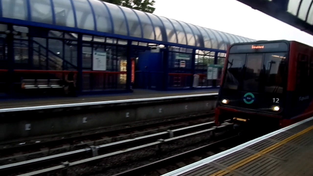 B2K Stock 12 DLR Getting on at Devons Road - YouTube
