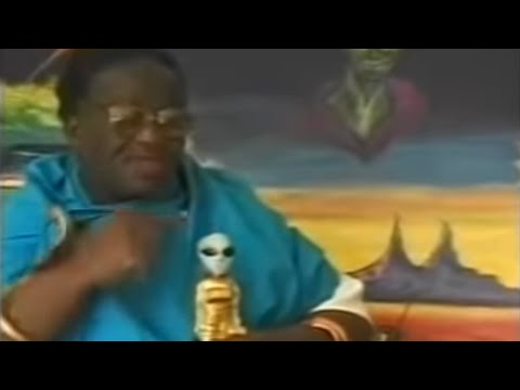 African Credo Mutwq describes his Grey Alien encounter - YouTube