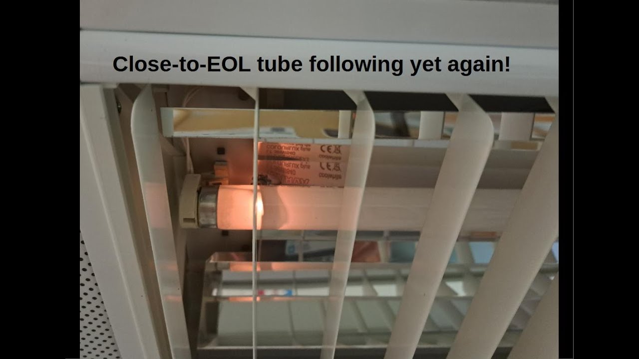 This Narva tube dimmed and then went EOL... following close-to-EOL lamp ...