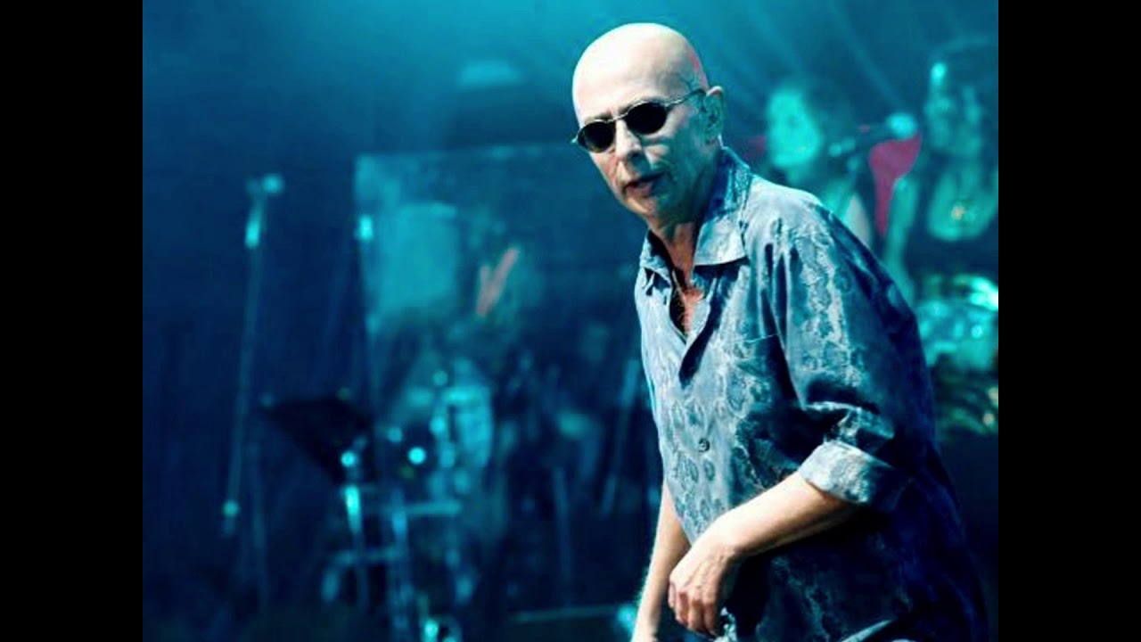 Patricio Rey y Los Redonditos de Ricota 8D AUDIO - Héroe Del Whisky ...