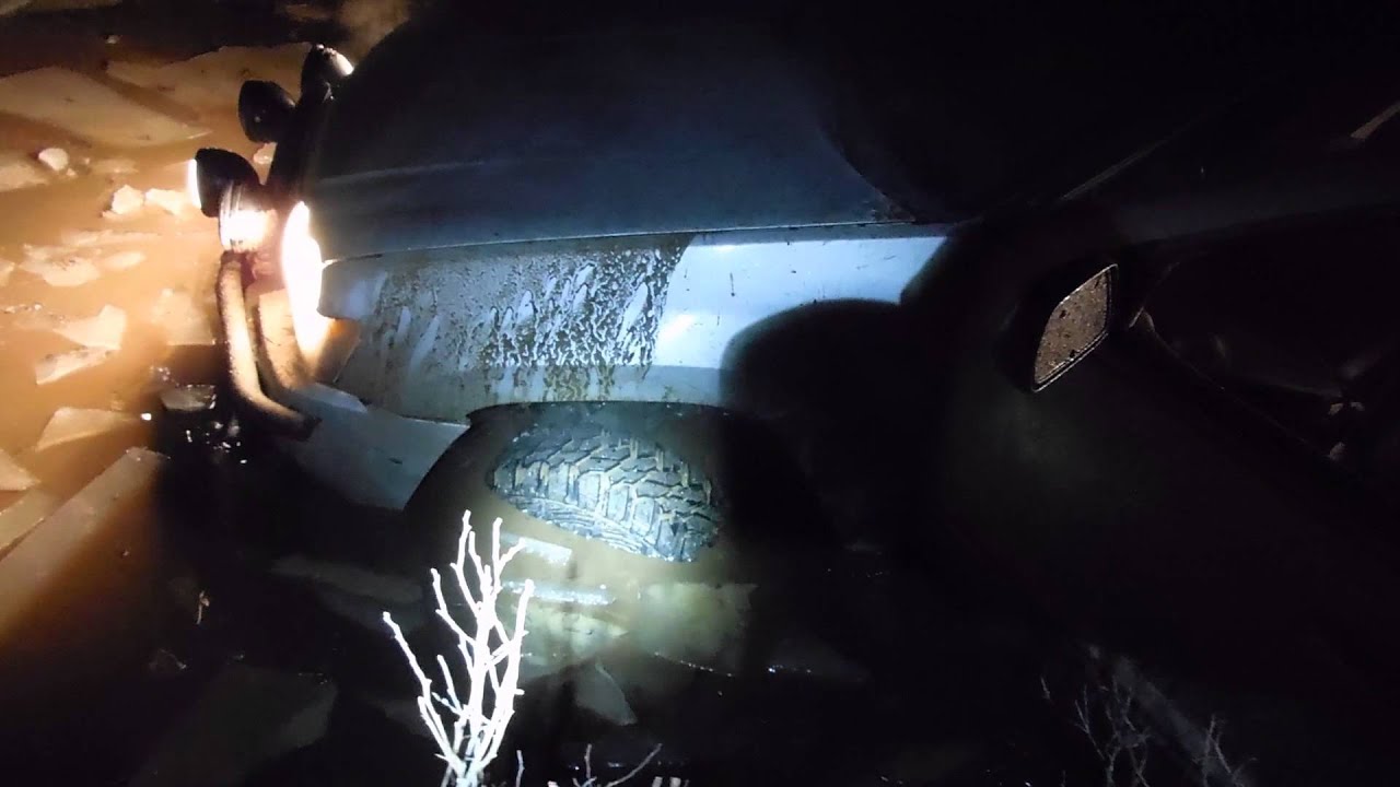 Hi Centered while Icebreaking off road in Grand Cherokee Limited 4X4 ...