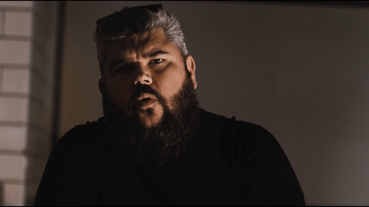 Gareth James - Walk Alone - YouTube