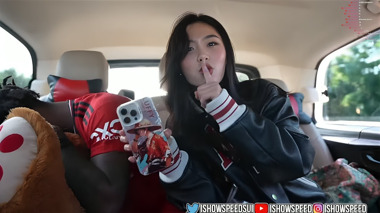 IShowspeed Girlfriend Surprises Him A Special Luffy Phone Case - YouTube