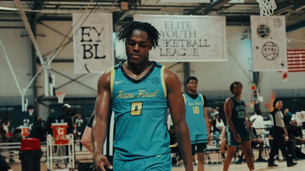 Ahmad Nowell Takes Over In Close Game VS The Soldiers!!! - YouTube