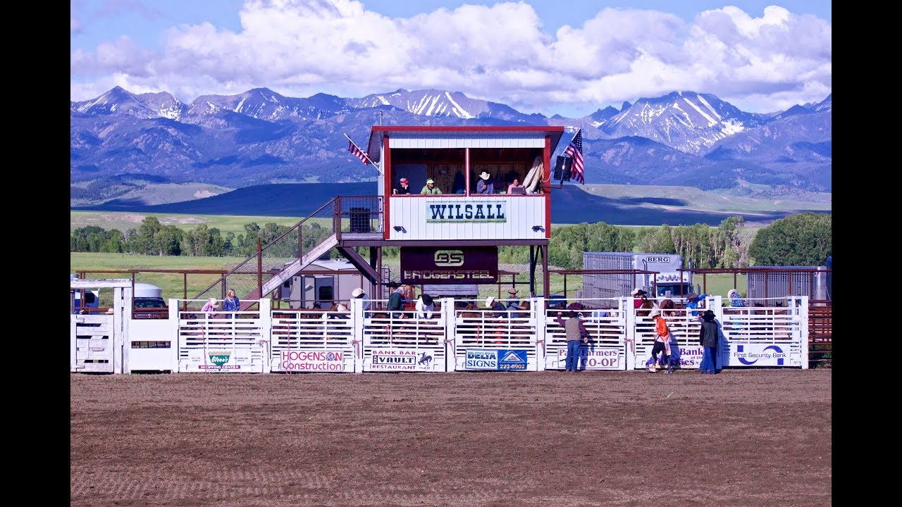 Wilsall Rodeo 2018 - YouTube