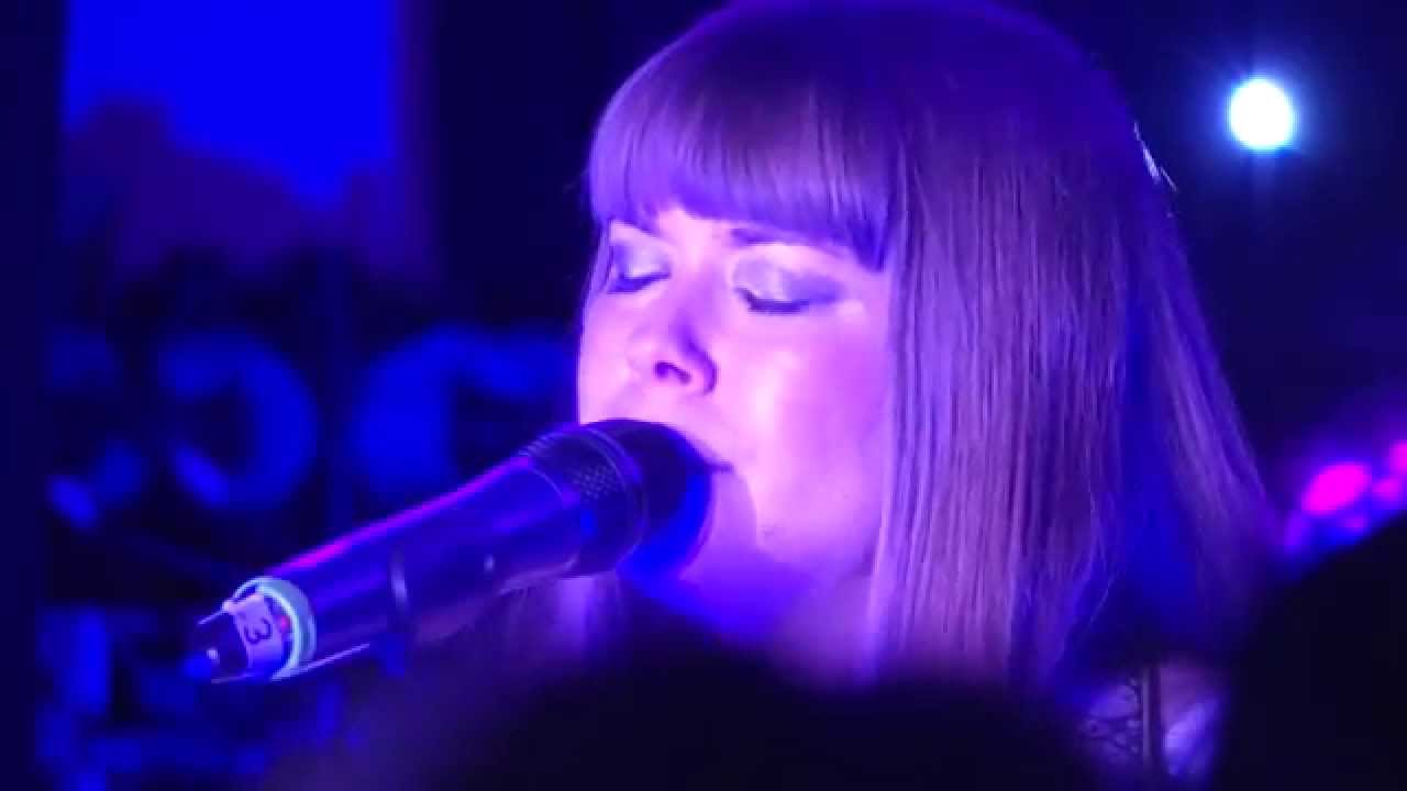 Lucy Kitchen - Here (Live at Glastonbury ETC 2015) - YouTube