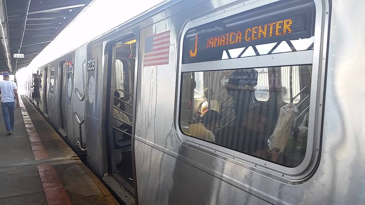 RARE: R143 J Train arriving at and leaving 121 St - YouTube