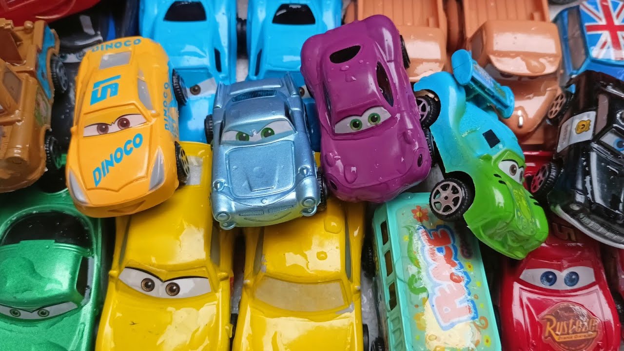 Lightning McQueenn and Mater Meet the Creature Hunters | Cars On The ...