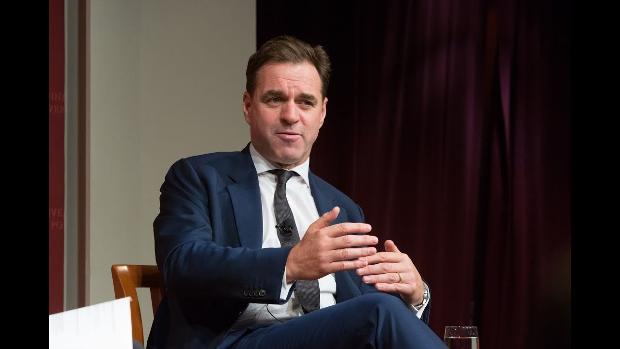 Niall Ferguson on Kissinger - YouTube