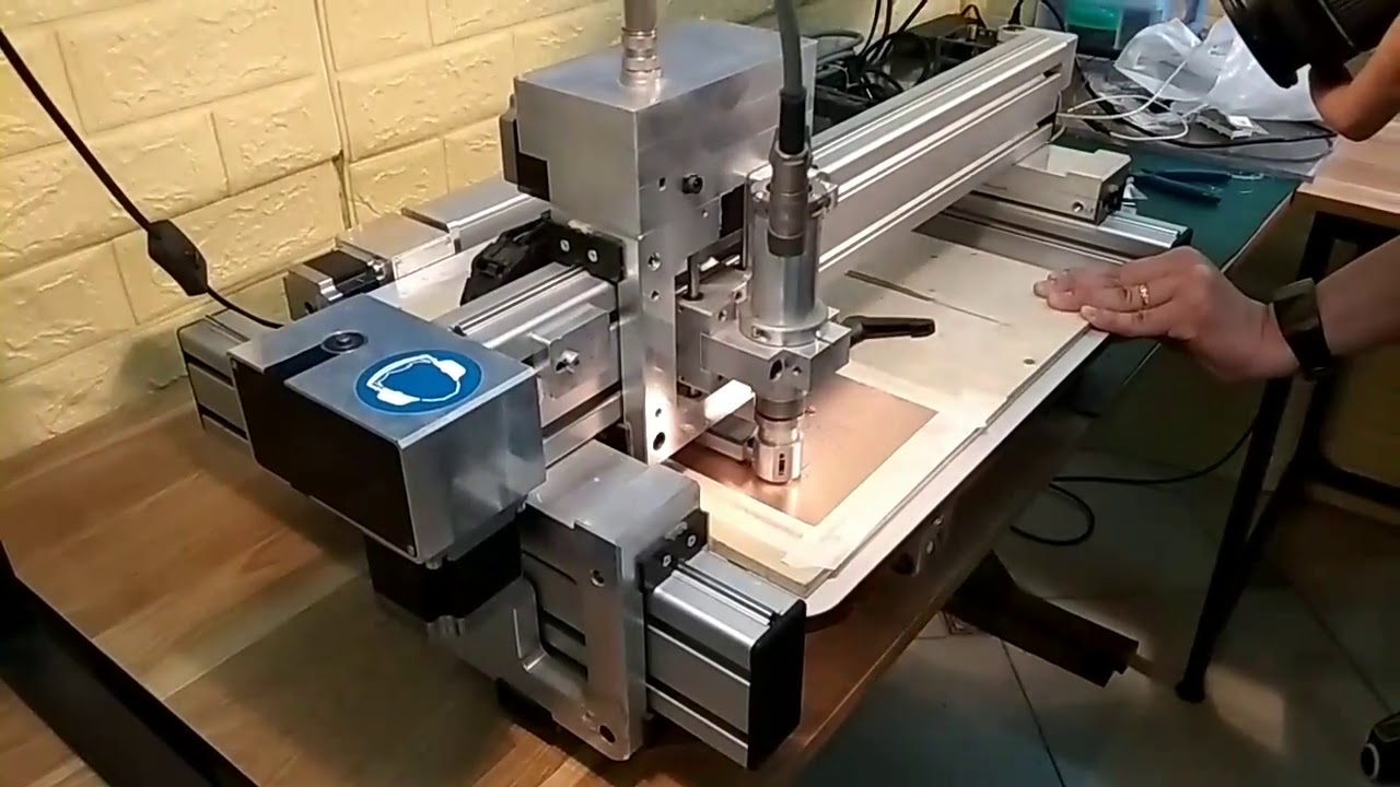Test máy khoan CNC Bungard - YouTube