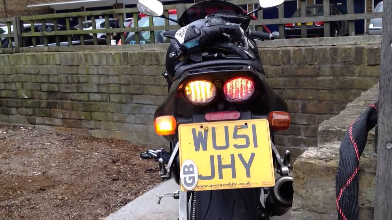 R6 2001 integrated tail light - YouTube