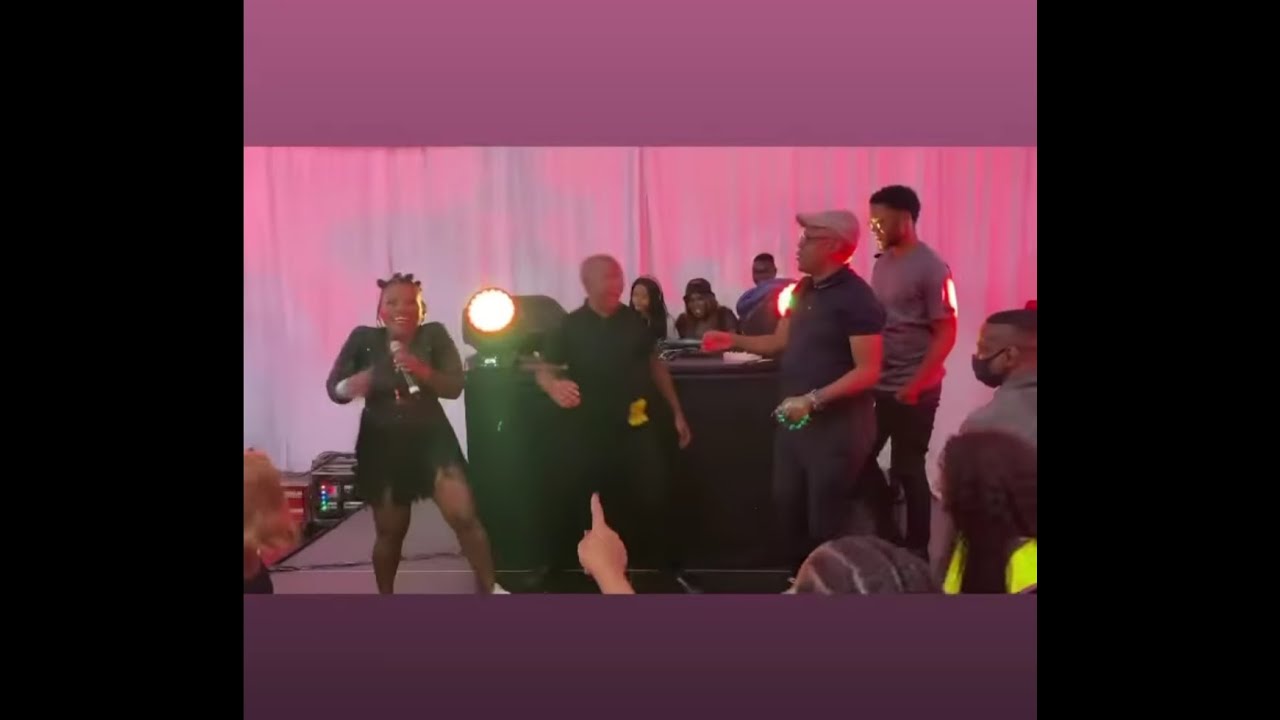 Makhadzi dancing with Malema at his birthday party 😂 - YouTube