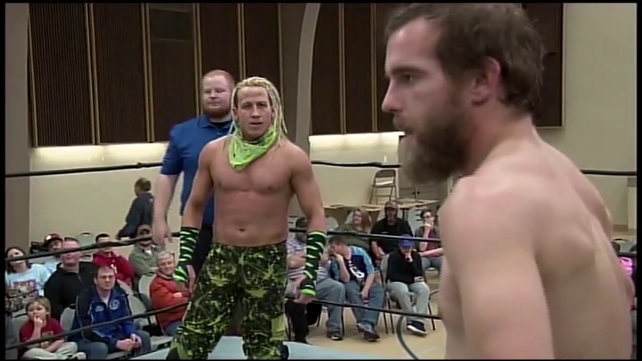 NWA Smoky Mountain TV - 12/17/16 (Street Fight - Vince Brent vs. Toby ...