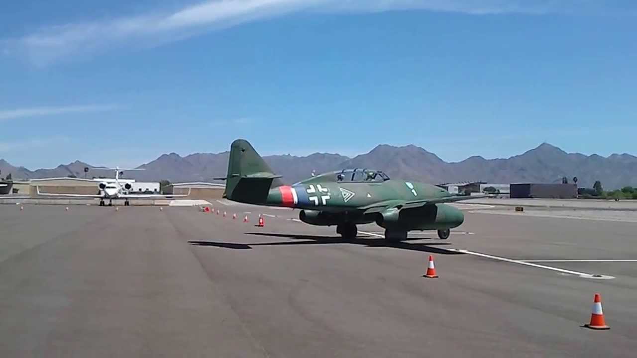 Messerschmitt Me 262 Startup and Taxi - YouTube
