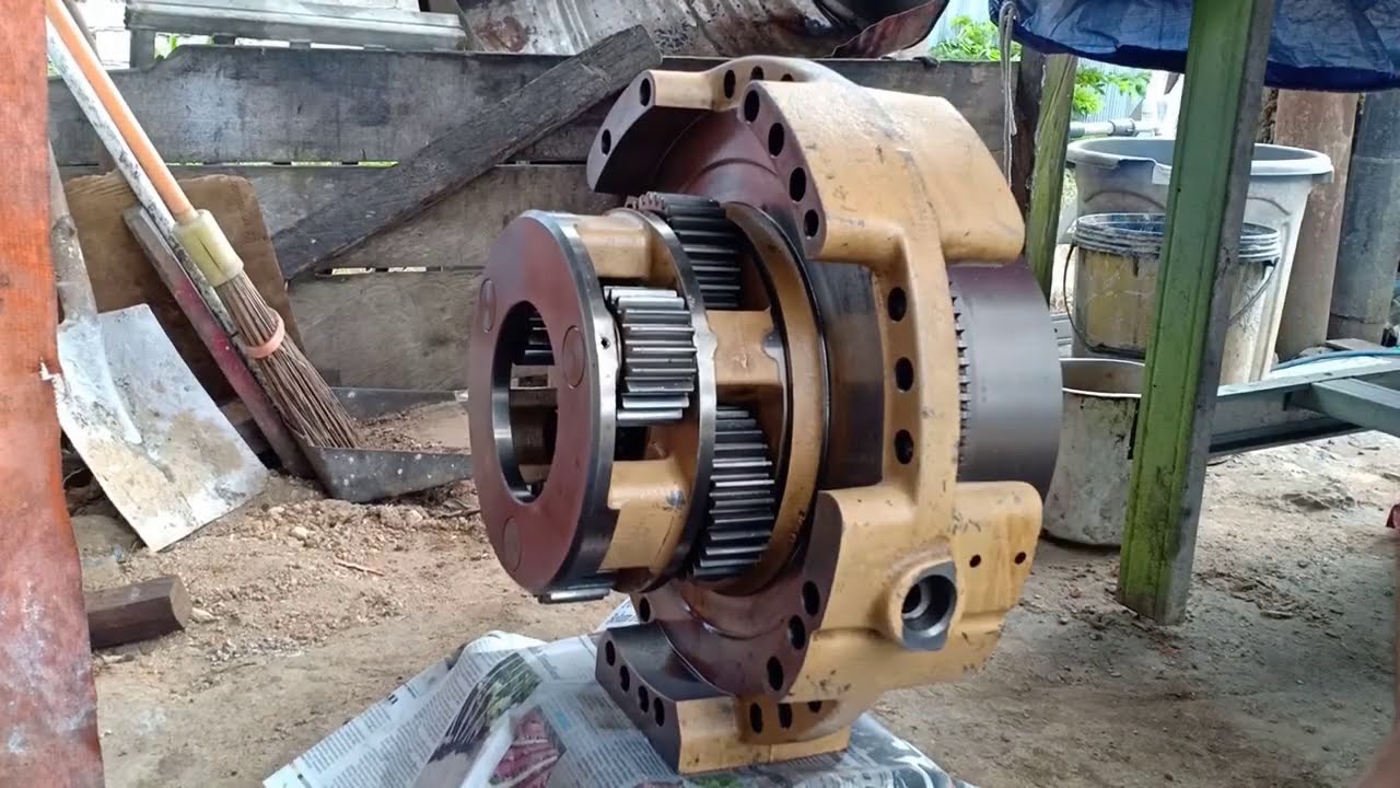 TRANSMISI KOMATSU D85-2 Bongkar pasang Disch clutch (mesin) - YouTube