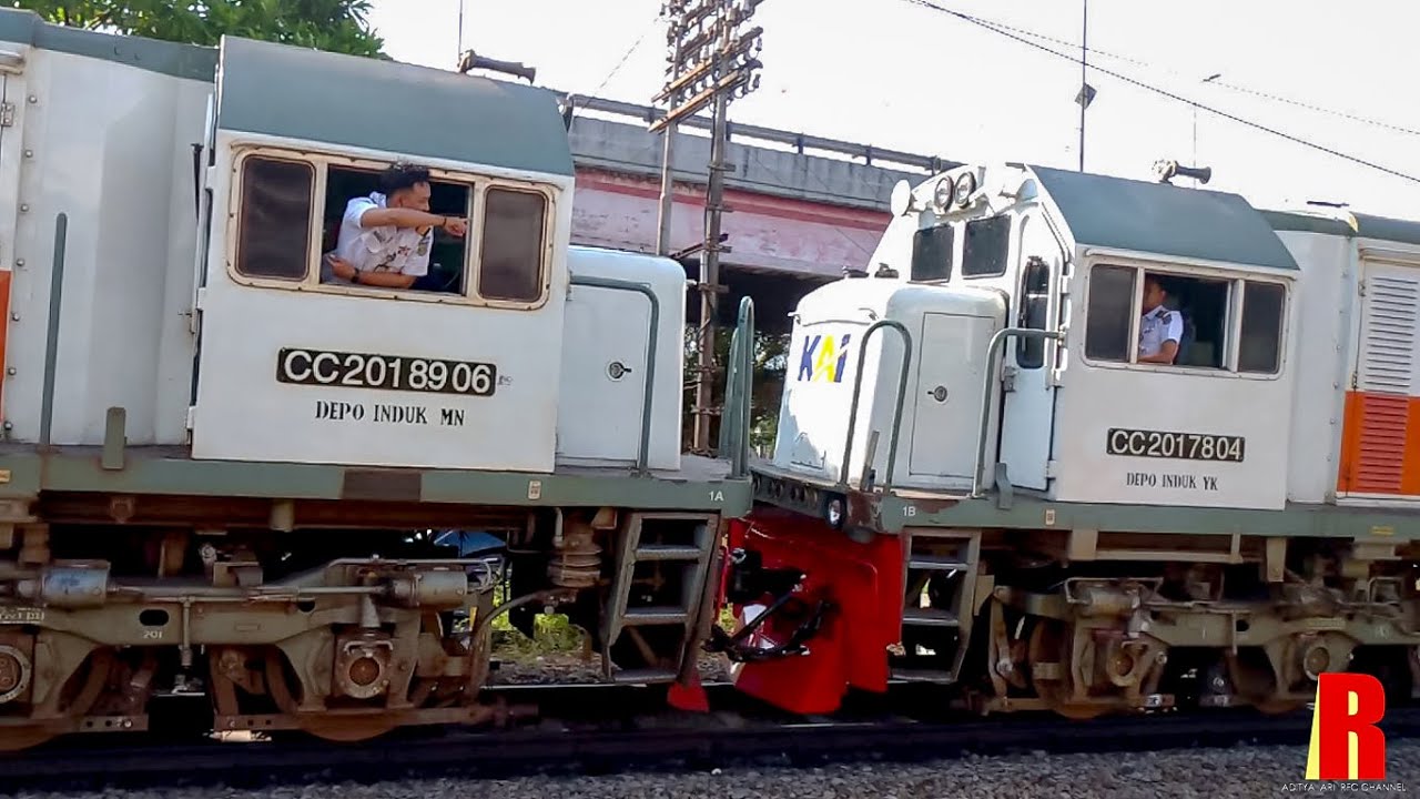 24 Jam Kereta Api Gapeka 2023 di Wonokromo (PART 2) - YouTube