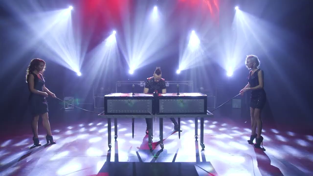 Magic Rocks! Illusionist Leon Etienne Fall 2022 Tour Commercial - YouTube