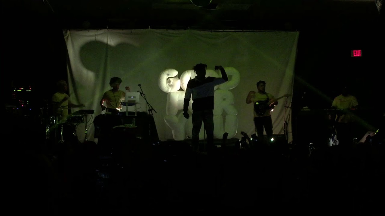 Amine- Yellow [LIVE] - YouTube