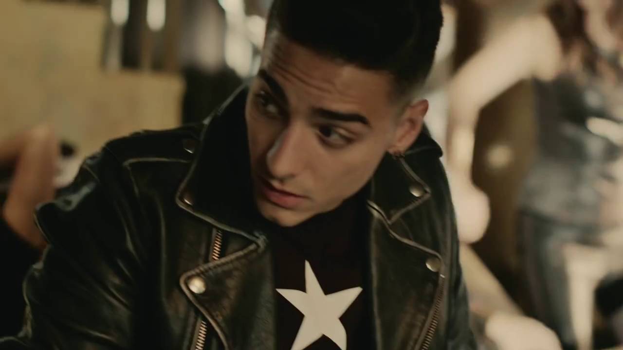 Maluma-Carnaval - YouTube