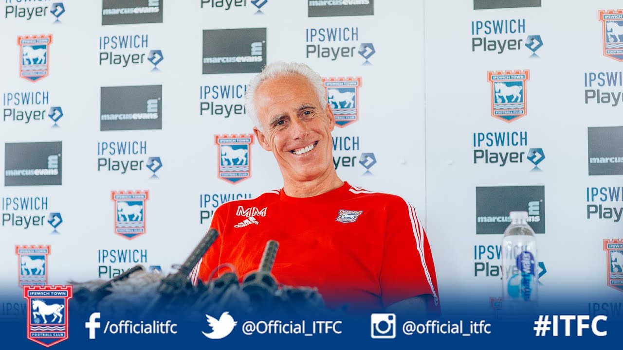 Mick McCarthy gives us an injury update from the training ground - YouTube