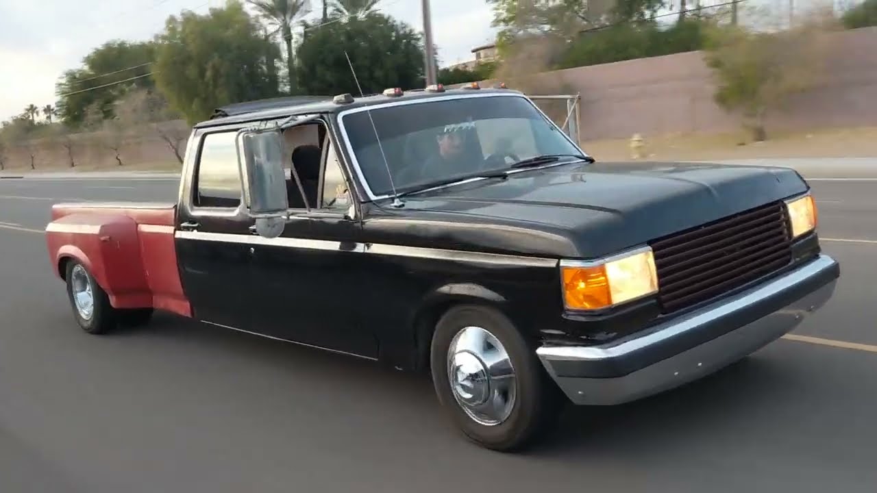 Cruising the obs bagged Ford dually for the first time with the new bed ...