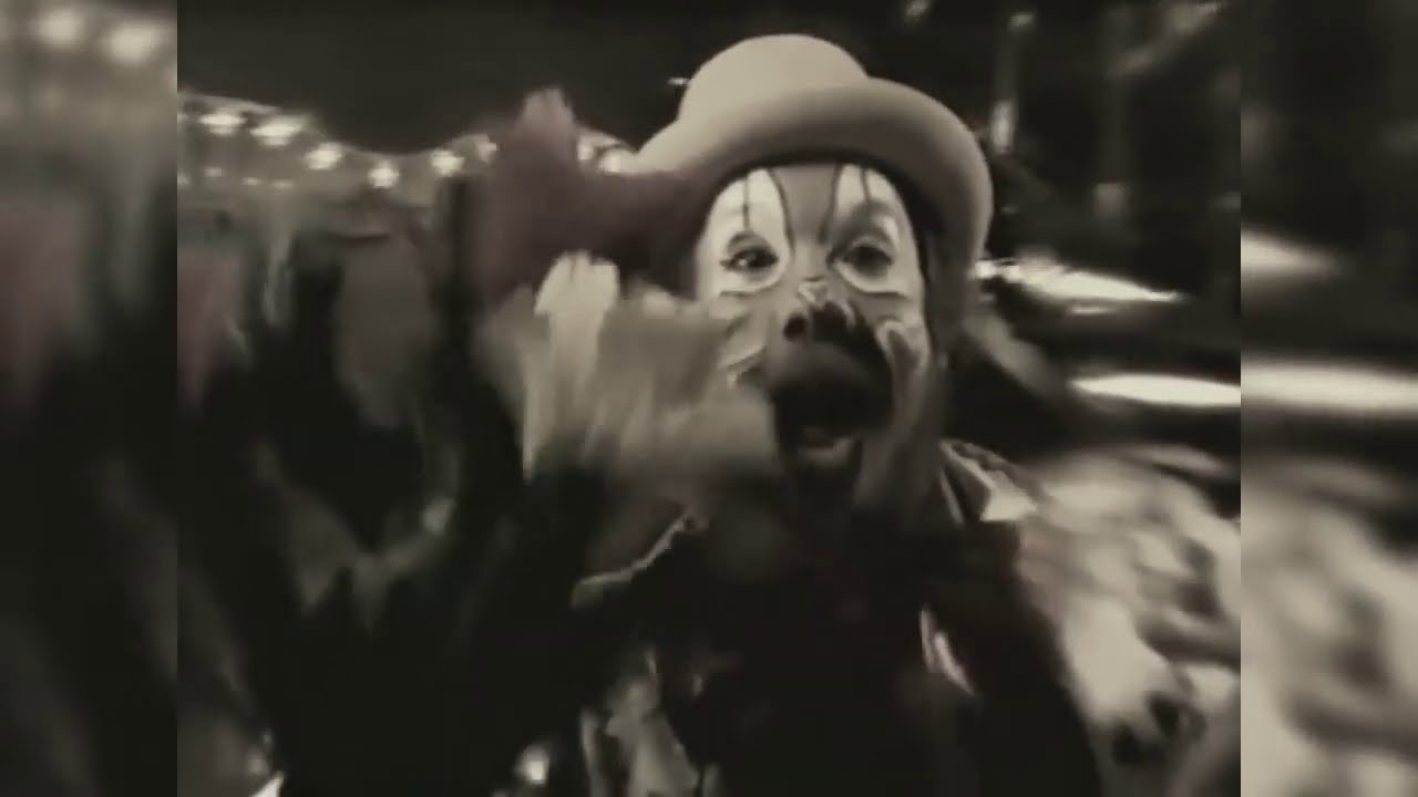 "Disturbia-Suburbia"; the creepy vintage commercial remix. - YouTube