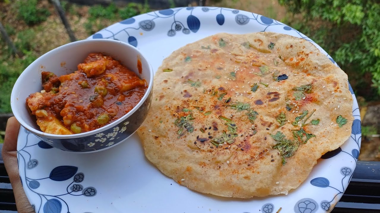 Mutter paneer with Thandoori roti - YouTube