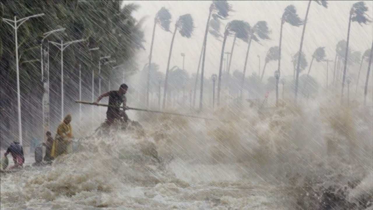 The World's Strongest Super Typhoon Destroys a Town, Instantly ...