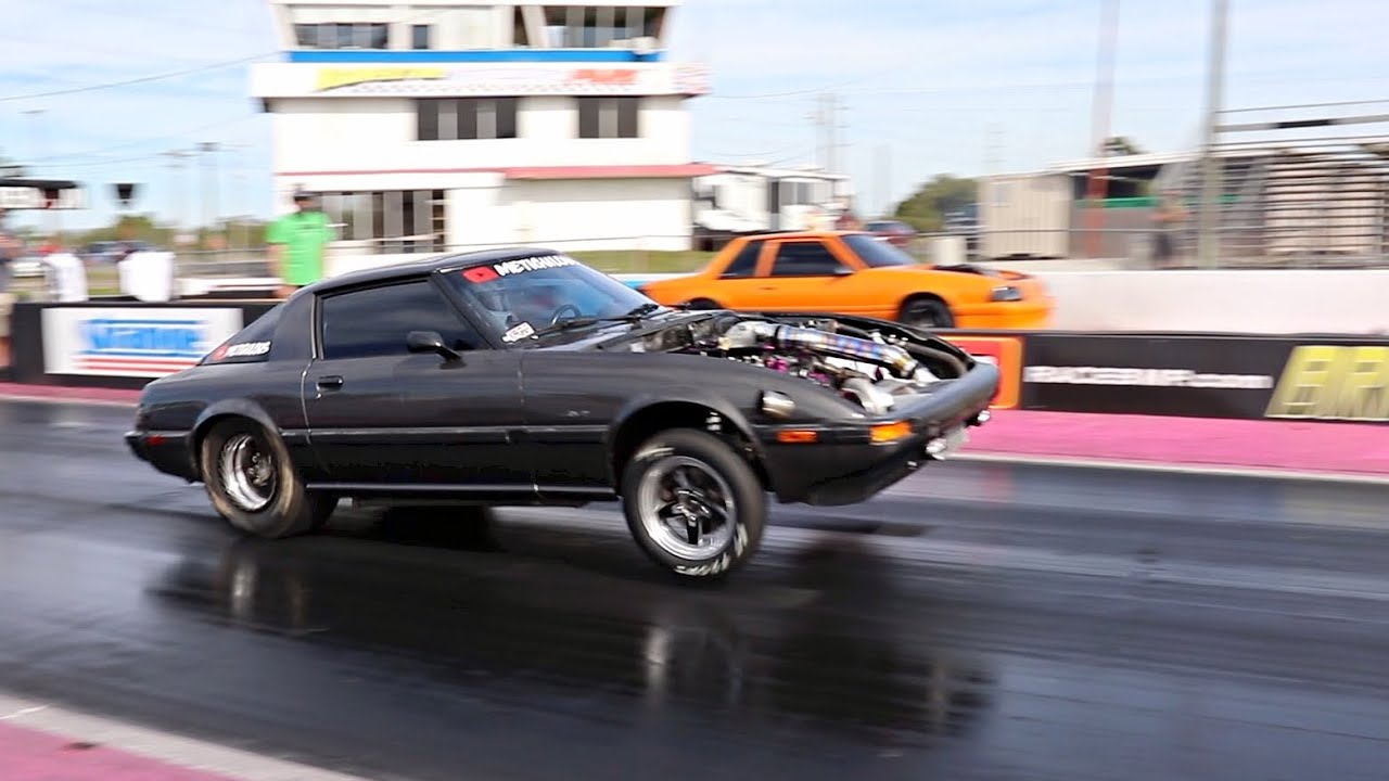 We Finally took the RX-7 to the track! - YouTube