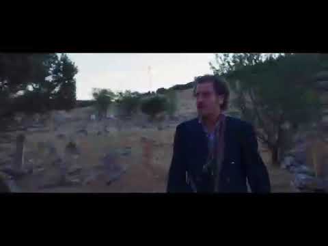 Piroz Sümbülü Mezardan Çikartiyor \