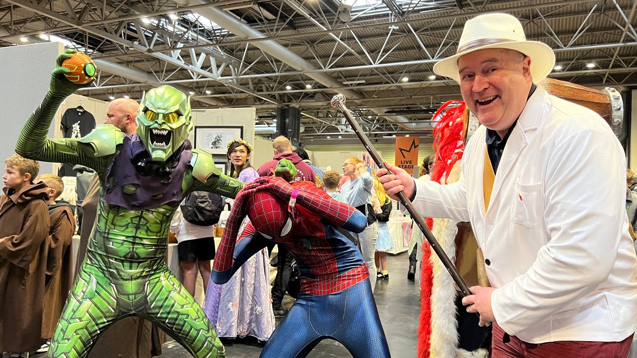 MCM Comic-Con 2022 - Birmingham NEC - Saturday 12 Nov - YouTube