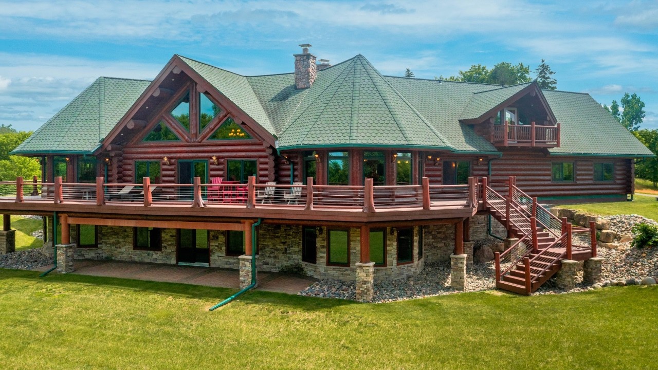 Touring a Handcrafted Log Home – WILD Interior - YouTube