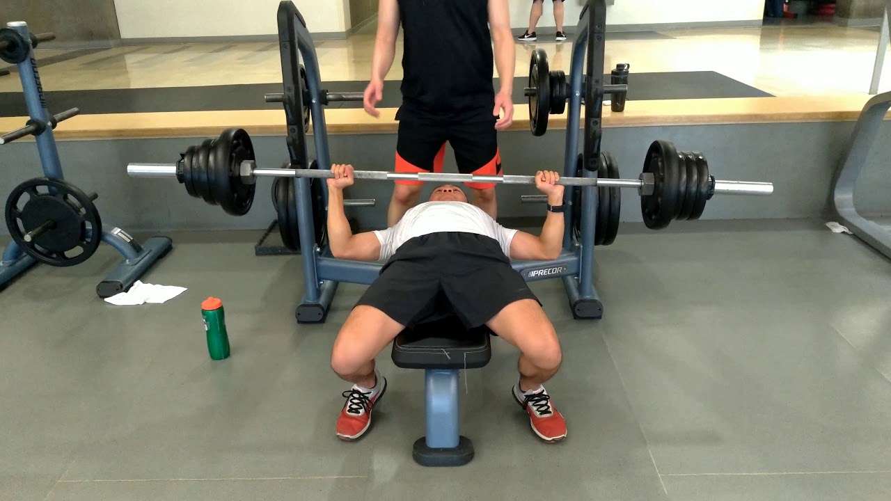 Why the spotter is important - YouTube