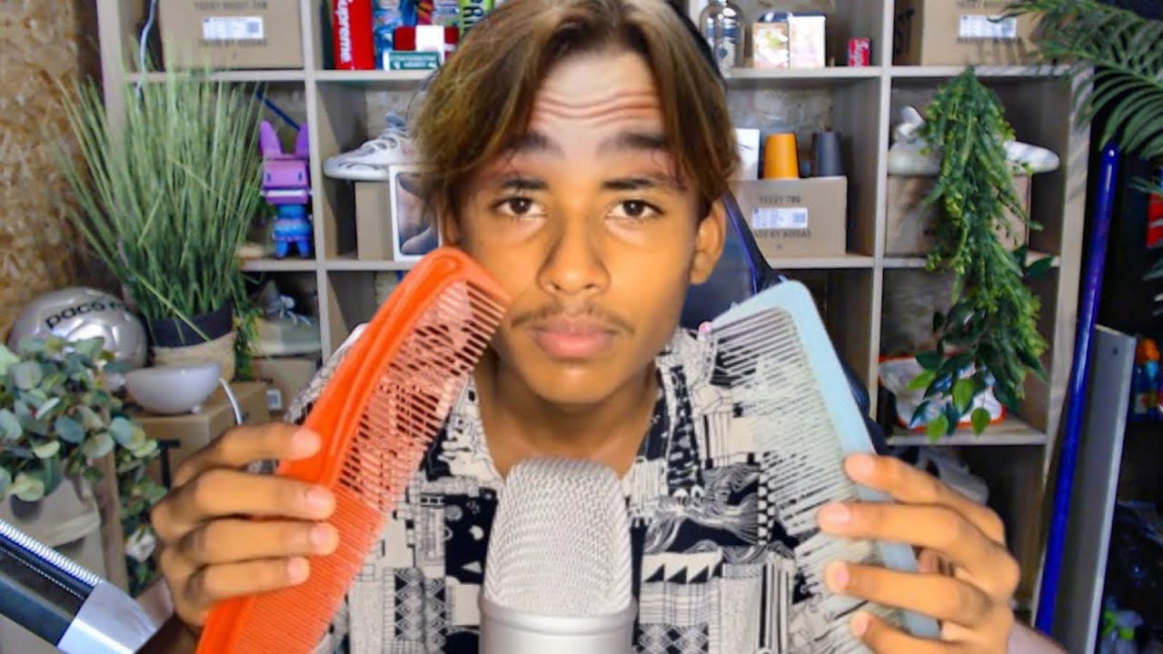 ASMR 1 Minute But I'm TomASMR !! - YouTube