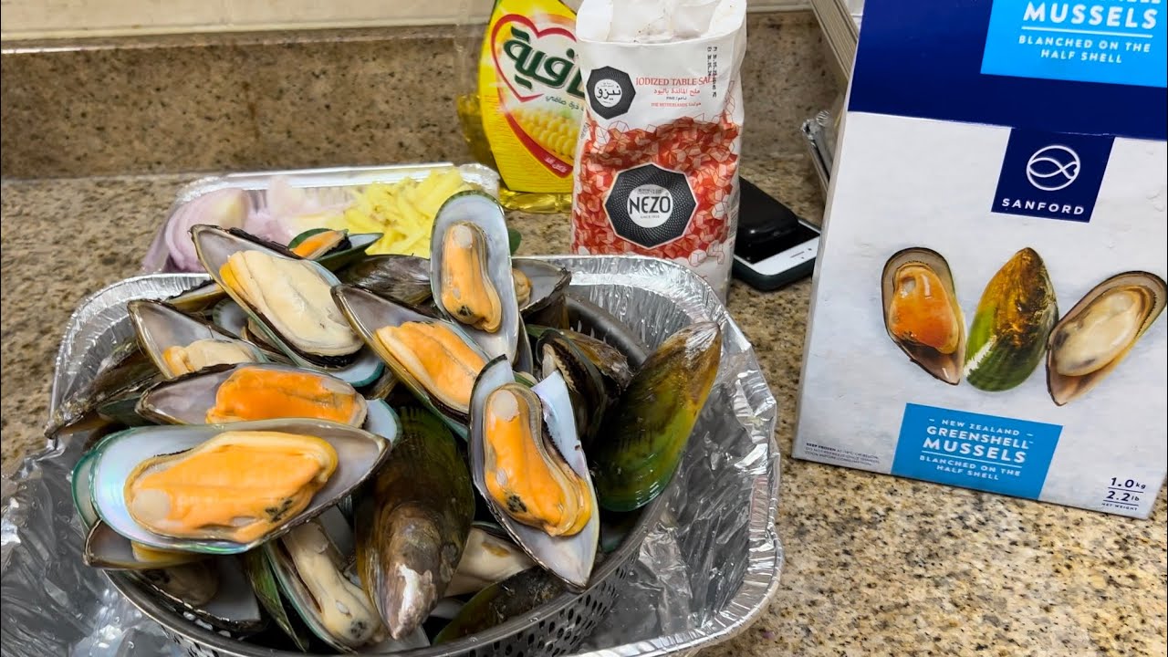 GINISANG TAHONG / HOW TO COOK GREENSHELLS MUSSELS! - YouTube