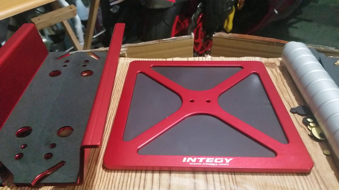 Integy Large Rc car stand and review. - YouTube