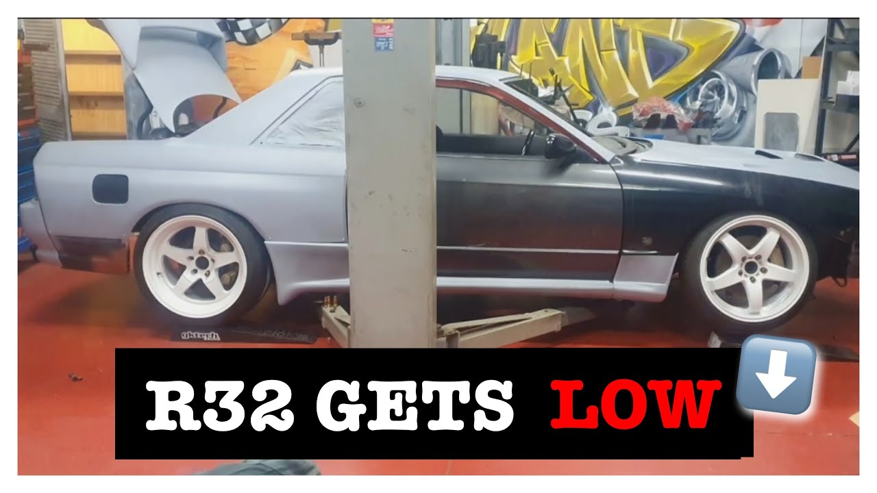 R32 Skyline Upgrades II GKTech Rear LCA Install - YouTube