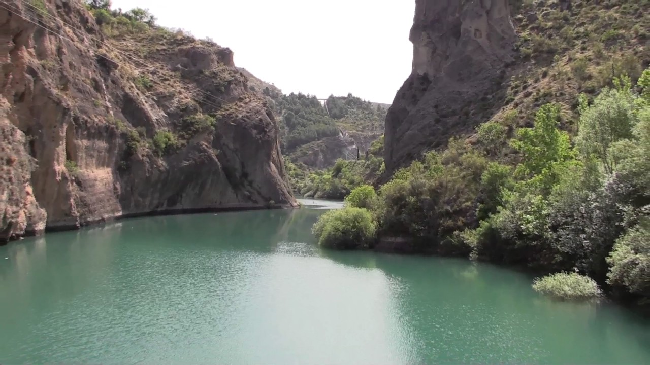 Granada tierra de aventuras: Pinos Genil - YouTube