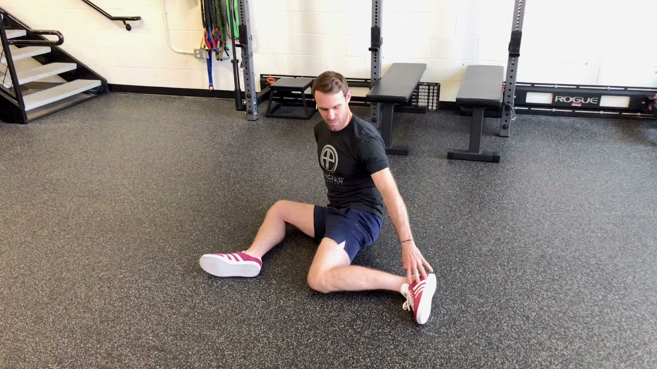 90/90 Toe Taps, hip mobility - YouTube