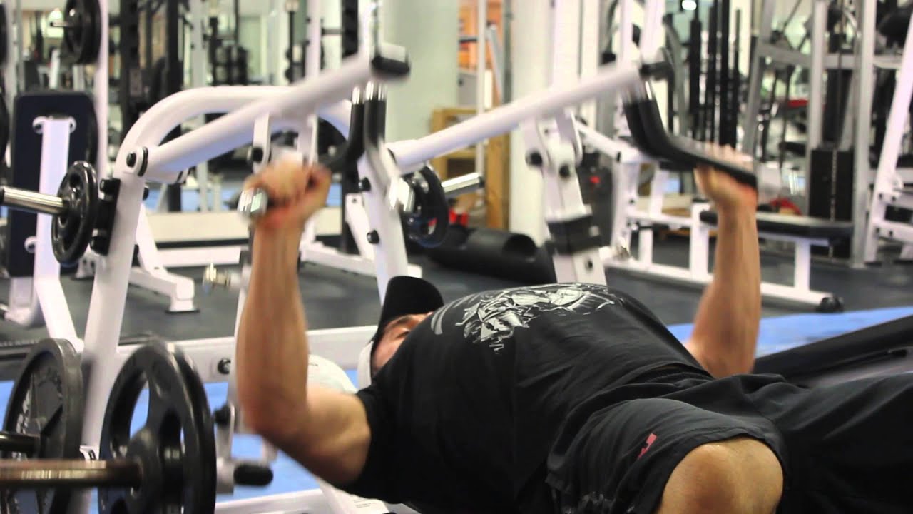 How to do: Chest Press - Machine | Olly Foster - YouTube