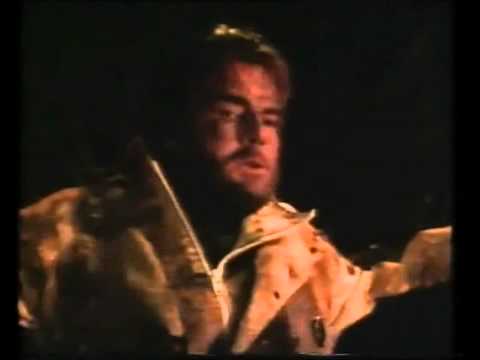 Enemigo Mio Trailer Castellano - YouTube