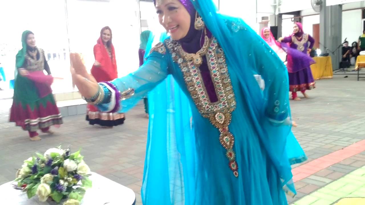 Sambutan Hari Guru 2016 SMKBUD4 - YouTube