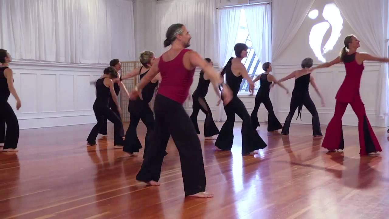 Nia Routine "Rise" (Trailer) - YouTube