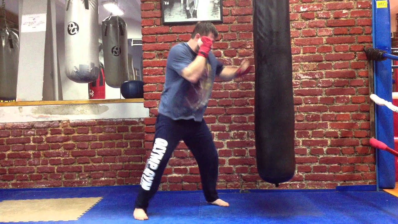 13.Feb.1 - Prague, Kickboxing (Delroy's Gym, bag) - YouTube