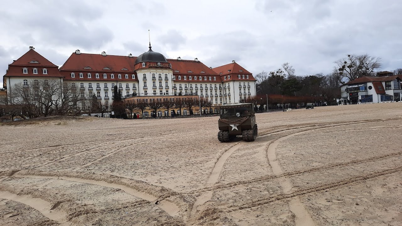 T24 Weasel Sopot 2022 WOŚP - YouTube