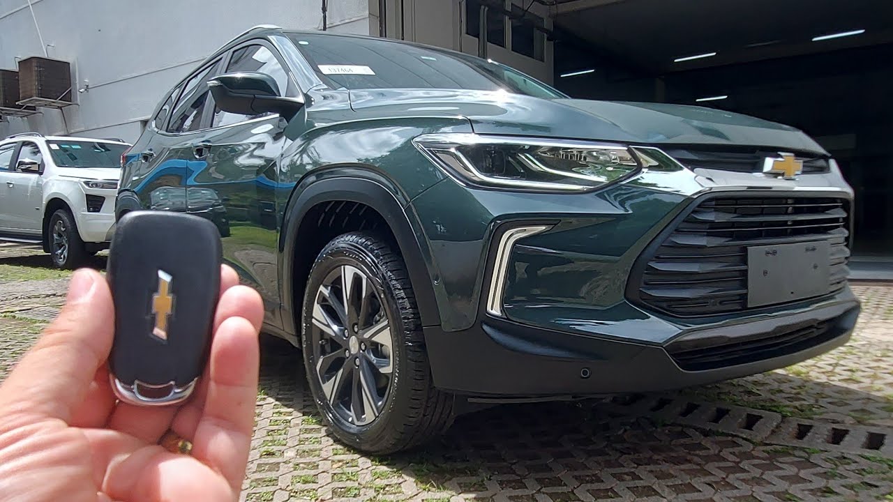 detalhes reais nova Chevrolet tracker premier cinza moss 2025 1.2 turbo ...